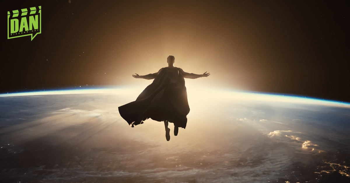 Giải thích bí ẩn: Tại sao Superman lại bay được?